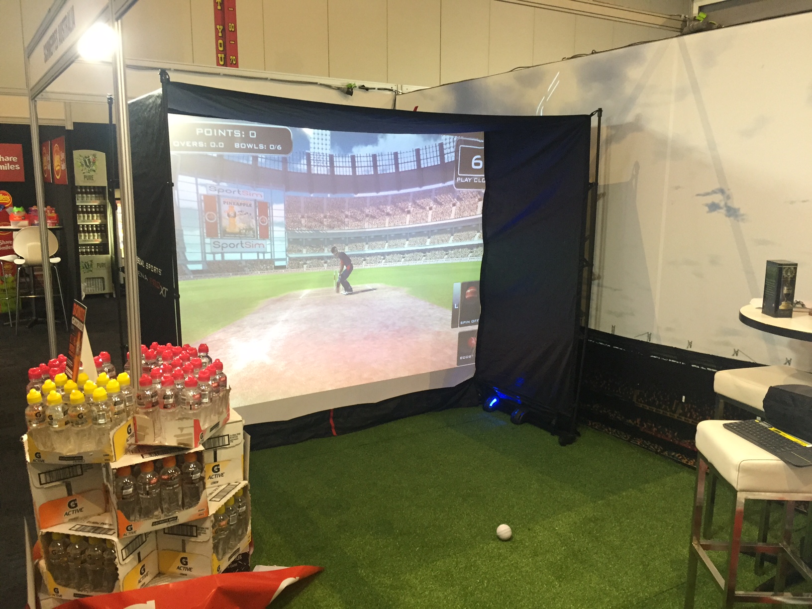 Cricket Sport Simulators // Hire Interactive Sports & Games // SportSim