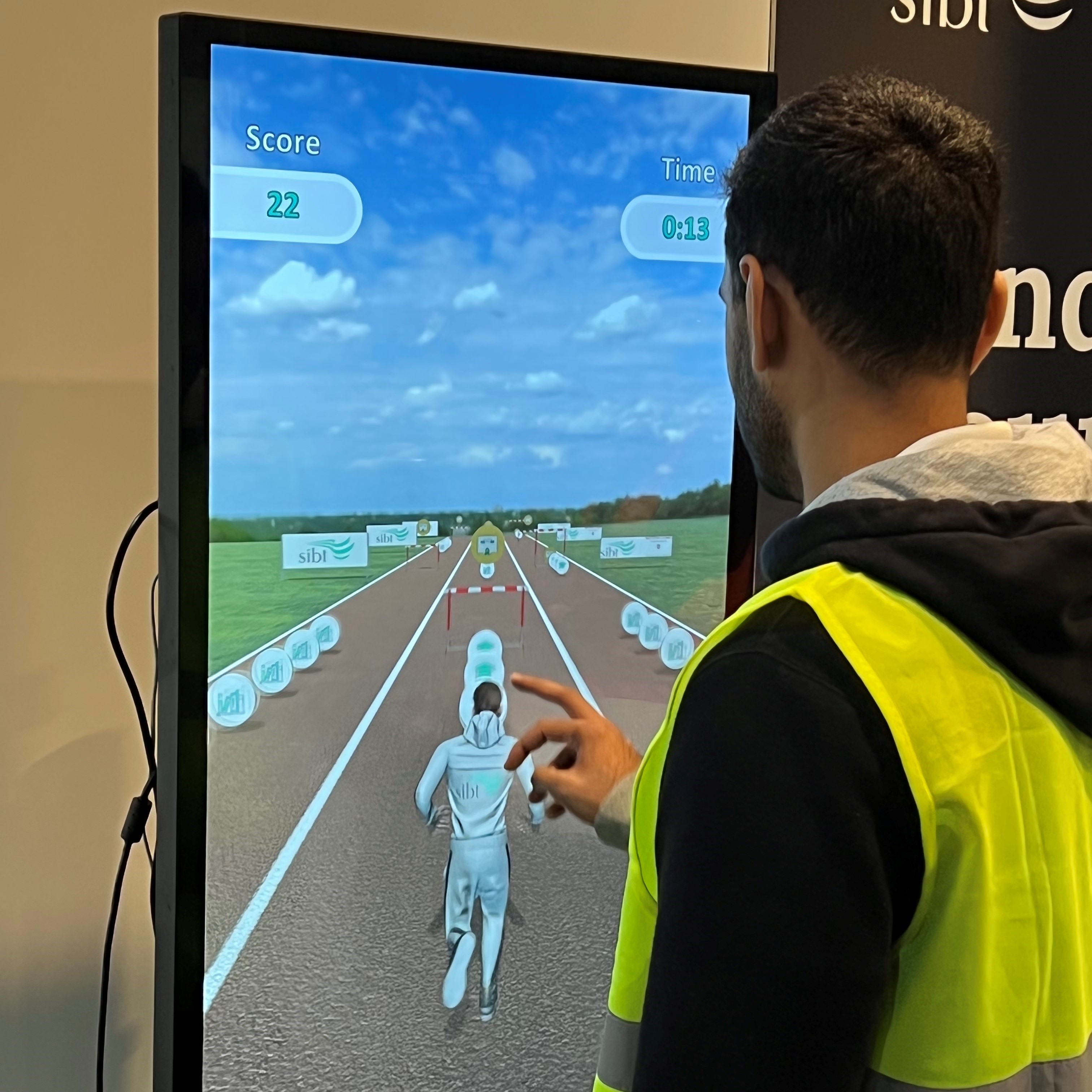 Runner Touchscreen Games // Hire Interactive Sports & Games // SportSim